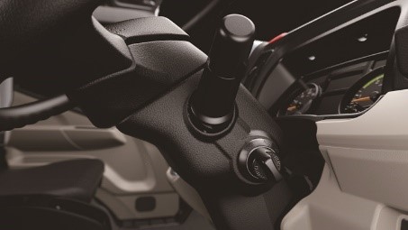 Mitsubishi Fuso premieres the new light-duty Canter truck in Japan ...