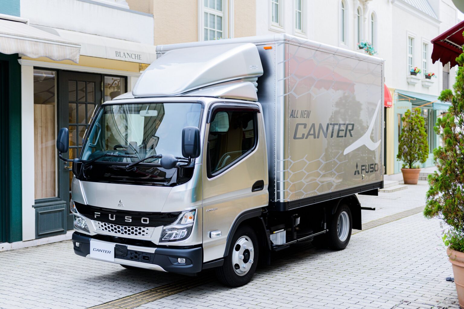 The light-duty Canter truck celebrates its 60th anniversary ...